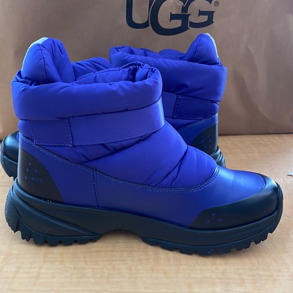 UGG | Shoes | Ugg Womens Classic Yose Puff Snow Boot | Poshmark